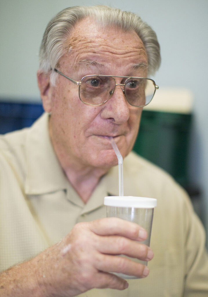 ARK’S SIP-TIP® WITH ONE-WAY STRAWS - neurofuncionalchile